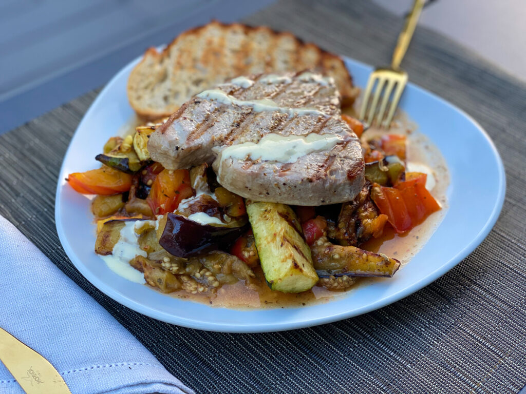 Grilled Tuna and Provençal Summer Vegetables – we cook at home